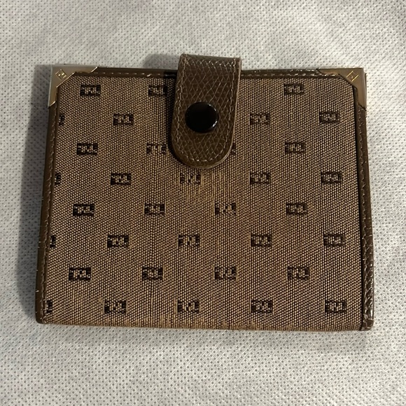 Fendi | Bags | Used Monogram Fendi Picture Snap Wallet | Poshmark